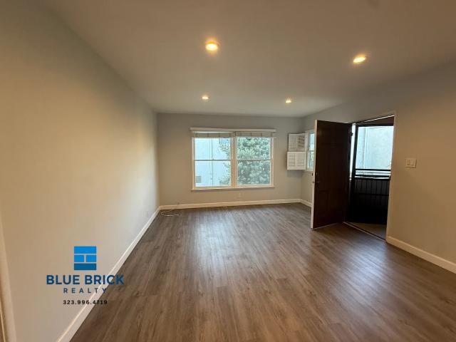 Bright & Spacious West LA 2BD/2BA with Central AC and 2 Parking Spaces