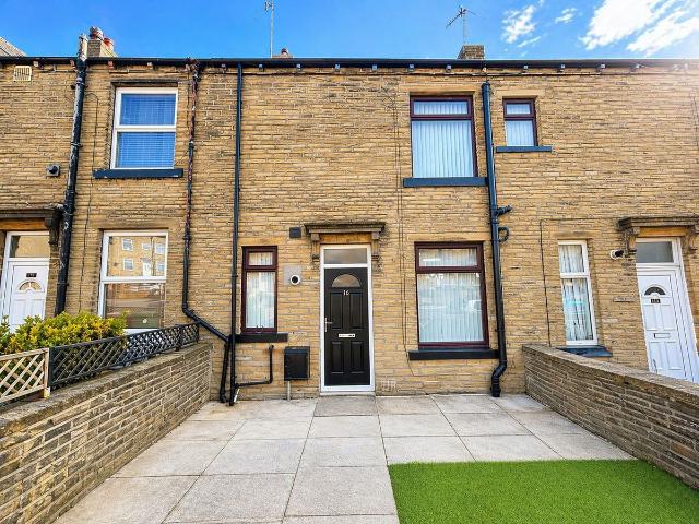 Bright Street, Clayton BD14, 1 bed terraced house to rent, £650 pcm | PrimeLocation