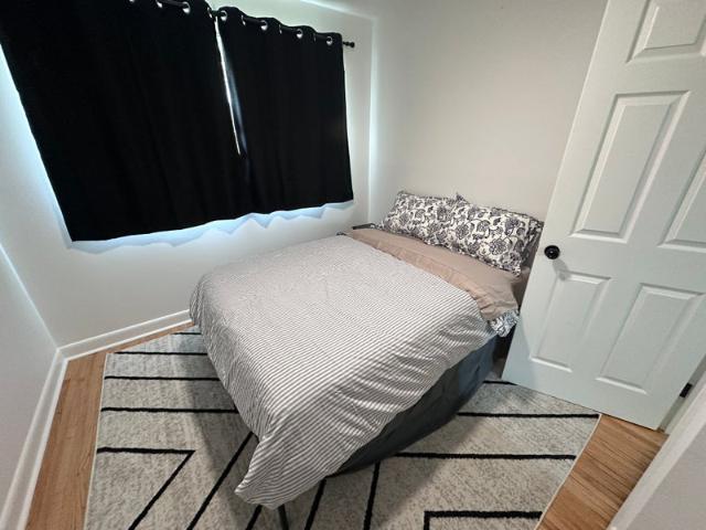 Bright Room in PinevilleNC_Available _$850