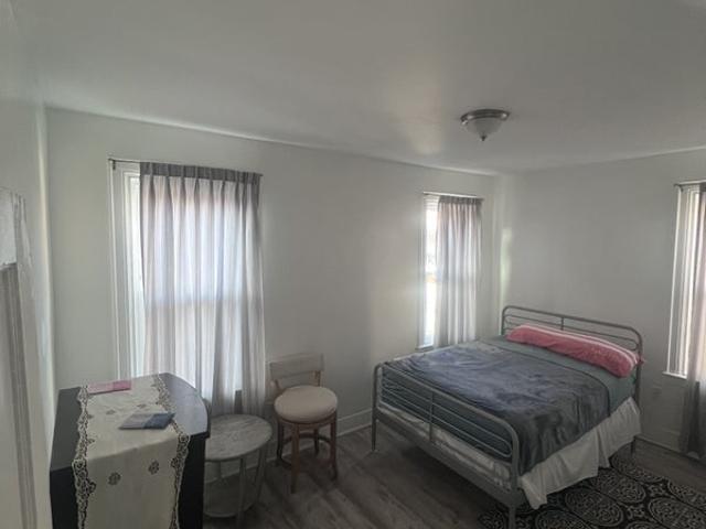 Bright Room Near Brooklyn College