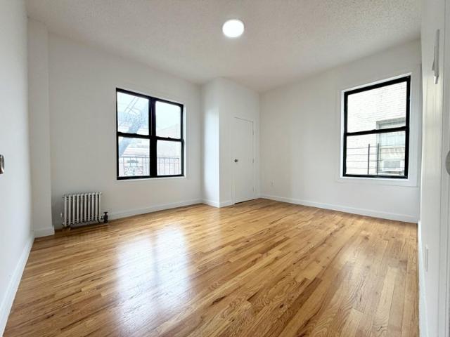 Bright Renovated 4BR with Large Bedrooms