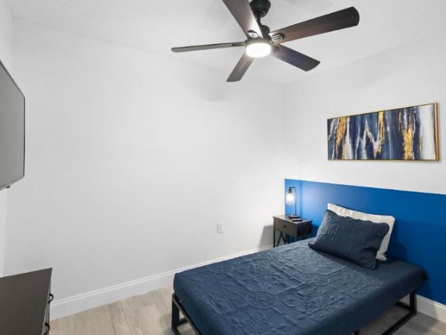 Bright Twin Room • Utilities & Wi_Fi Included