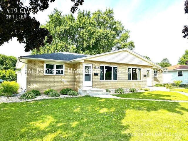 Bright & Updated 2 Bedroom Duplex on Corner Lot