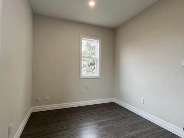 Bright Updated 2 Bedroom Upper