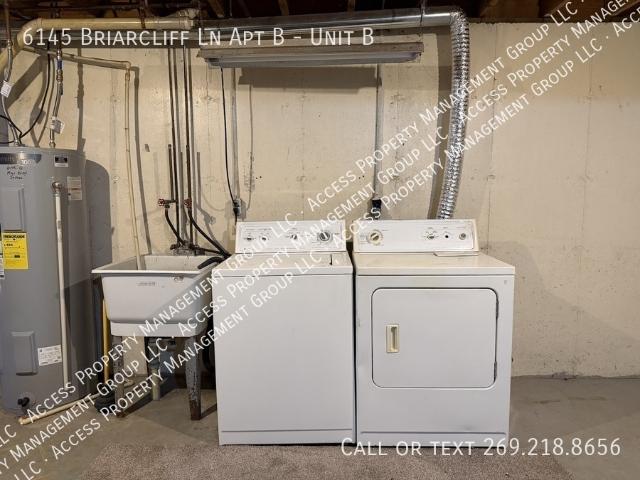 Bright, updated 2BR townhome across from KVCC in Texas Twp!