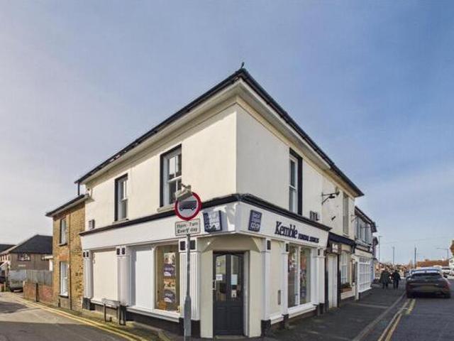 Brightlingsea, High Street, Colchester, 2 Bedroom Maisonette