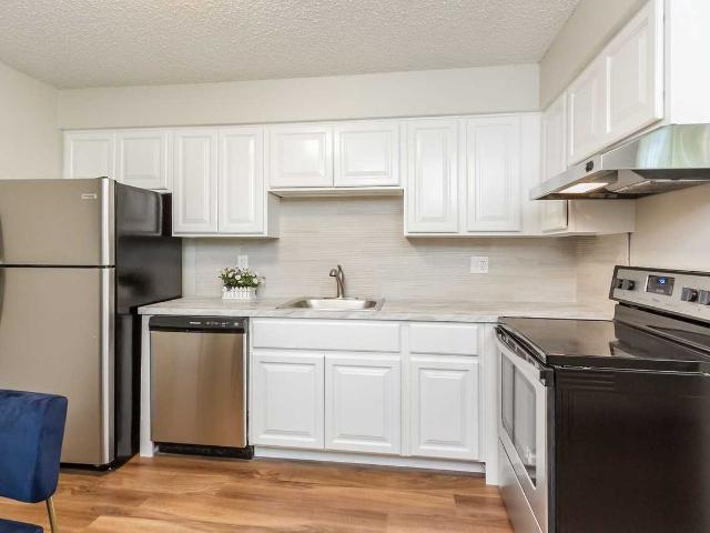 Brighton Village 1 Bedroom Apartment for Rent at Brighton St, Rochester, NY 14607 Park Avenue