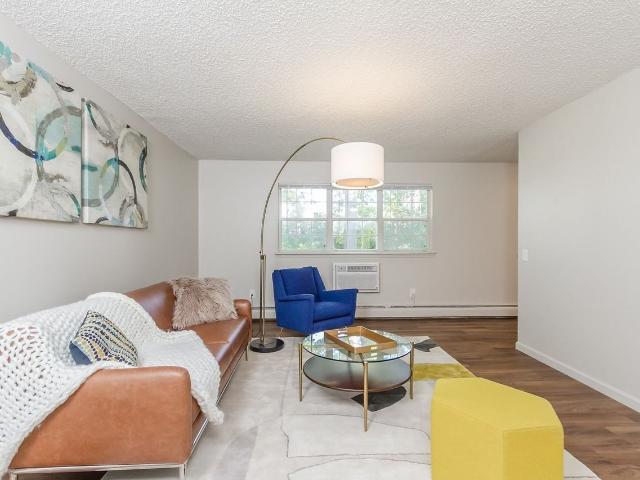 Brighton Village 1 Bedroom Apartment for Rent at Brighton St, Rochester, NY 14607 Park Avenue