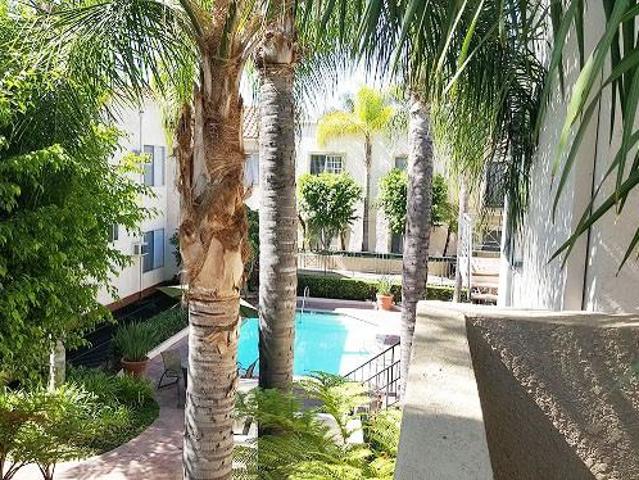 Brighton Vista Apartments Studio Apartment for Rent at 222 N Buena Vista St, Burbank, CA 91505 91505