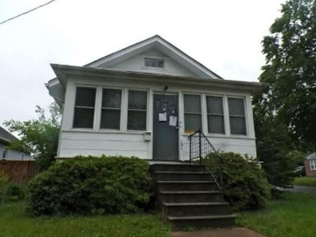 Brighton Ave