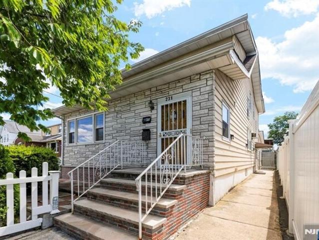 Brighton Ave, Belleville, Home For Sale