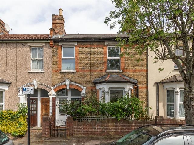 Brighton Avenue, Walthamstow E17, 2 bed flat to rent, £2,000 pcm | PrimeLocation