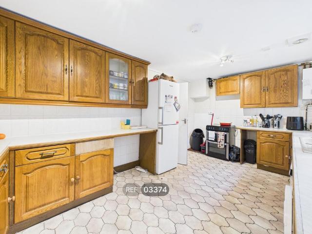 Brighton BN1 4 bed terraced house to rent £2,395 pcm £553 pw