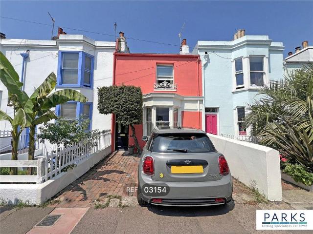 Brighton BN1 4 bed terraced house to rent £3,500 pcm £808 pw