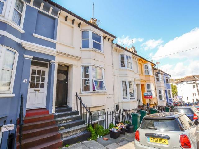 Brighton BN2 5 bed terraced house to rent £2,550 pcm £588 pw