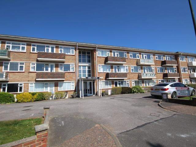 Brighton Road, Lancing BN15, 2 bed flat to rent, £1,100 pcm | PrimeLocation