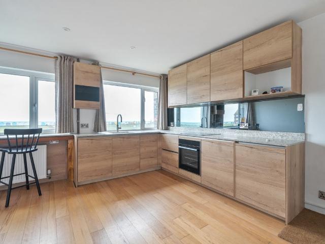 Brighton Road, Lancing, West Sussex BN15, 1 bed flat to rent, £1,200 pcm | PrimeLocation