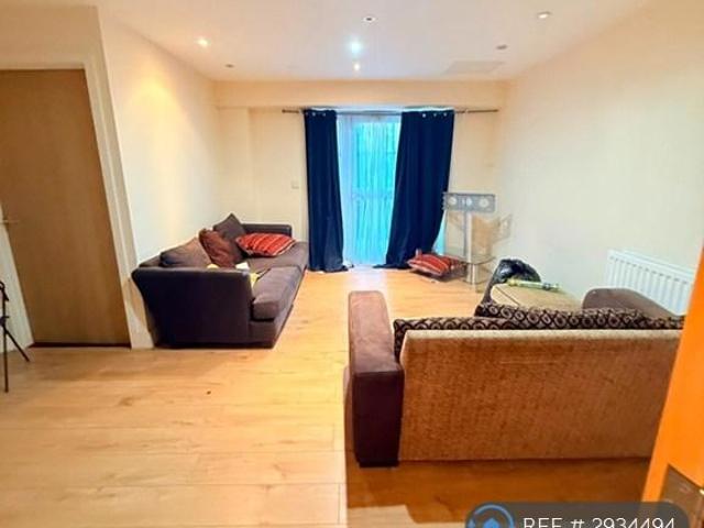 Brighton Road, Purley, CR8 1 bed flat to rent £1,600 pcm £369 pw