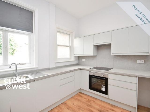 Brighton Road, Purley CR8 2 bed apartment to rent £1,650 pcm £381 pw