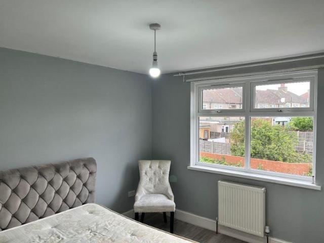 Brighton Road, Purley CR8 5 bed house to rent £2,950 pcm £681 pw