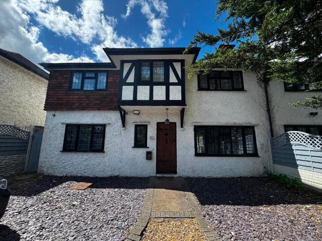 Brighton Road, Purley CR8 5 bed house to rent £3,300 pcm £762 pw