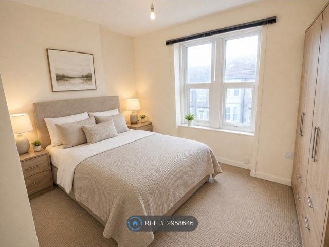 Brighton Road, Weston Super Mare BS23, 2 bed flat to rent, £1,050 pcm | PrimeLocation
