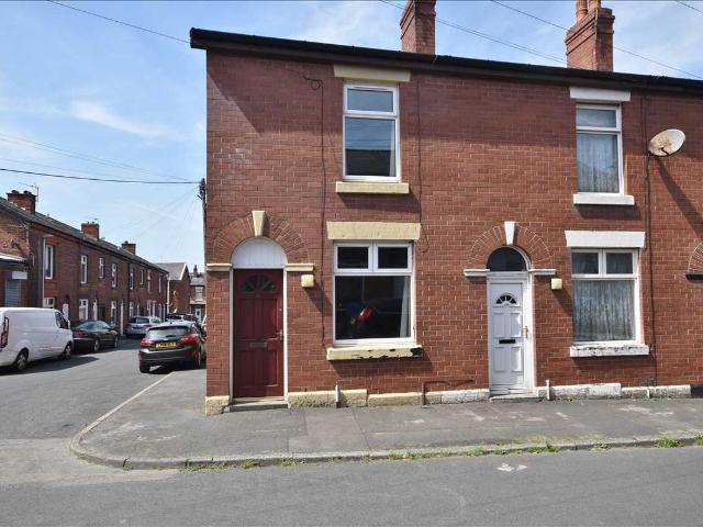 Brighton Street, Chorley PR6, 2 bed end terrace house to rent, £775 pcm | PrimeLocation