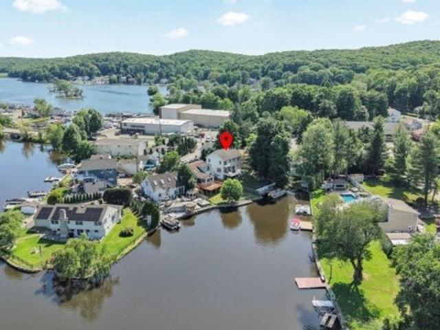 Brights Point Rd, Jefferson Township, Home For Sale