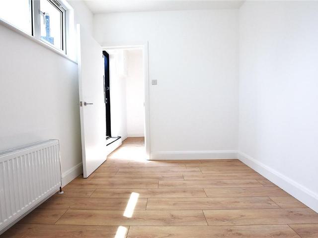Brigstock Road, Thornton Heath, CR7 2 bed apartment to rent £1,600 pcm £369 pw