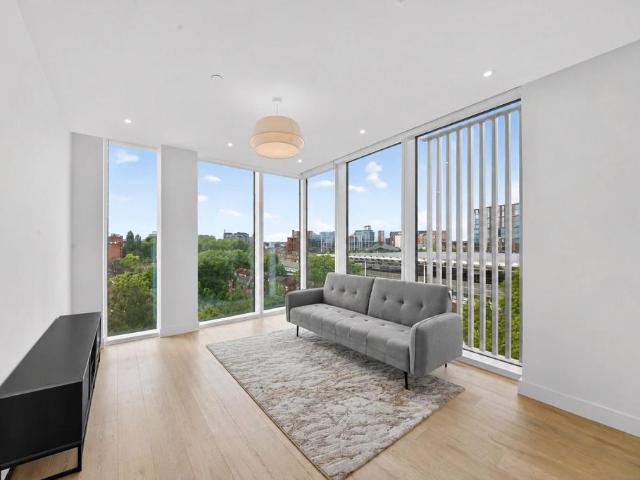 Brill Place, Grand Central. 1 bed apartment to rent £3,450 pcm £796 pw
