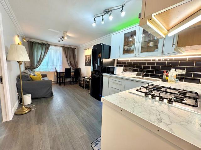 Brilliant Location 2 bed