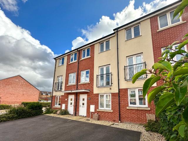 Brimley Grove, Bridgwater, Somerset TA6, 4 bed town house to rent, £1,400 pcm | PrimeLocation