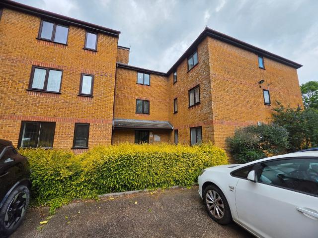 Brindley Close, Wembley HA0, 2 bed flat to rent, £1,600 pcm | PrimeLocation