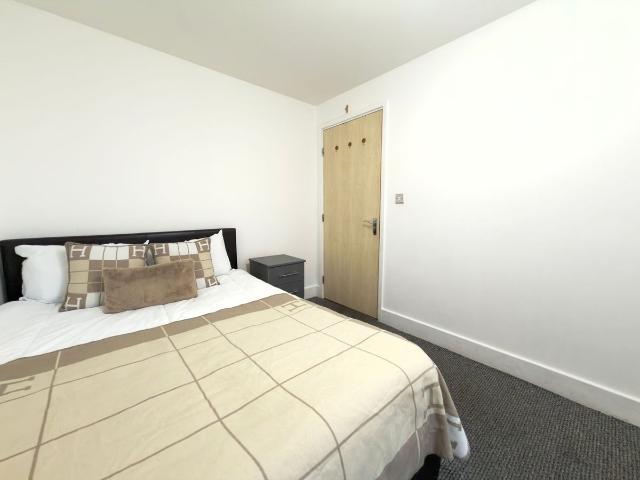 Brindley Point, Birmingham B16, Room to rent, £675 pcm | PrimeLocation