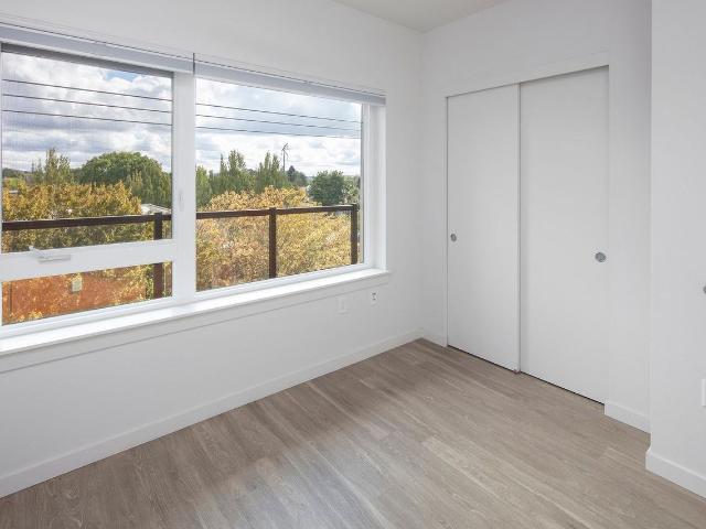 Brio Flats 1 Bedroom Apartment for Rent at 2405 N Vancouver Ave, Portland, OR 97227 Eliot