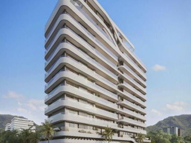 BRIS: Apartamento vista mar com 4 suítes na Praia do Vila Real em Guaratuba