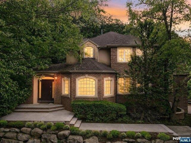 Briscoe Chase, Ringwood, Home For Sale