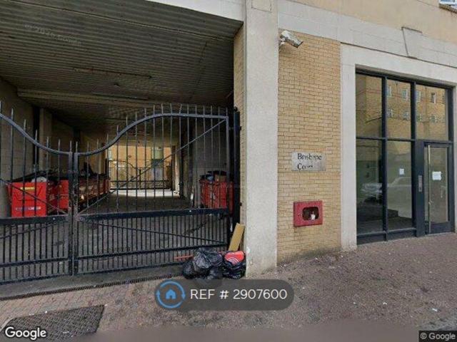 Brisbane Court, Slough SL1, 1 bed flat to rent, £1,200 pcm | PrimeLocation