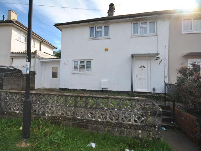 Bristol BS11 3 bed semi detached house to rent £1,550 pcm £358 pw