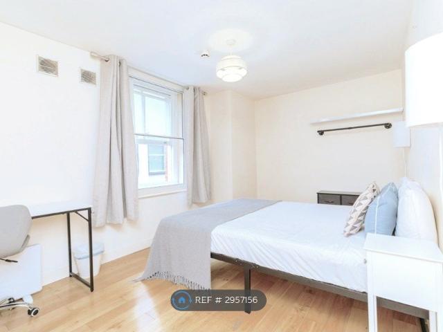 Bristol City Centre, Bristol BS1, 1 bed flat to rent, £1,300 pcm | PrimeLocation