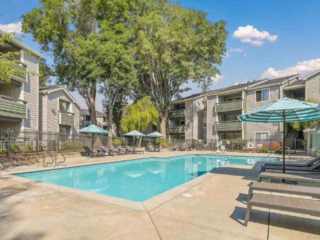 Bristol Commons 1 Bedroom Apartment for Rent at 732 E Evelyn Ave, Sunnyvale, CA 94086