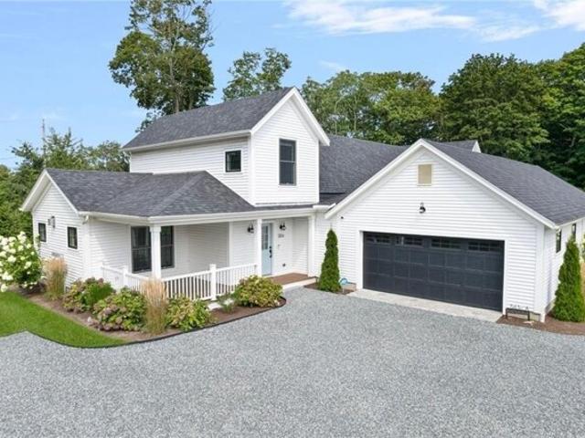 Bristol Ferry Rd Unit A, Portsmouth, Home For Sale