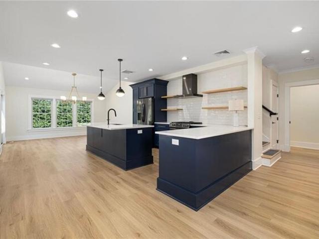 Bristol Ferry Rd Unit A, Portsmouth, Home For Sale
