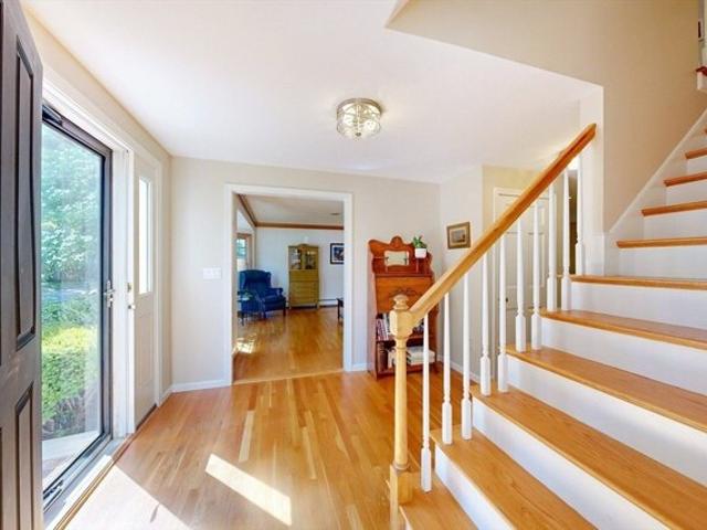 Bristol Ln, Walpole, Home For Sale