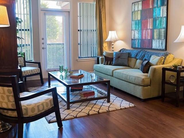Bristol Place Apartment Homes 1 Bedroom Apartment for Rent at 5960 Siegen Ln, Baton Rouge, LA 70809 70809
