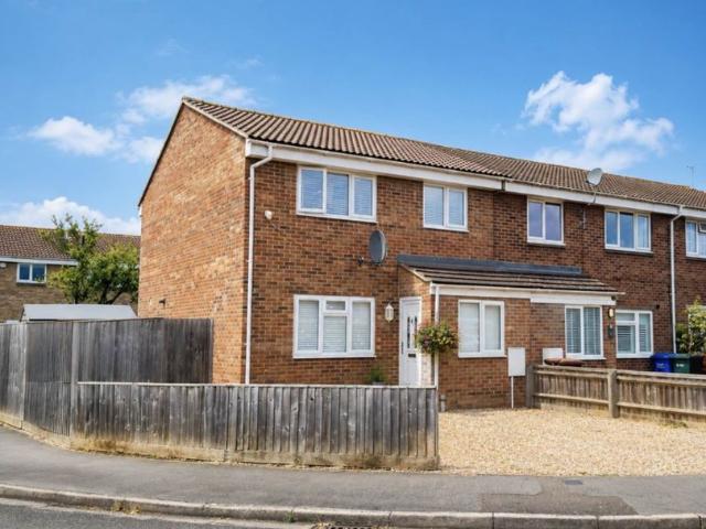 Bristol Rd, Bicester OX26, 3 bed terraced house to rent, £1,650 pcm | PrimeLocation