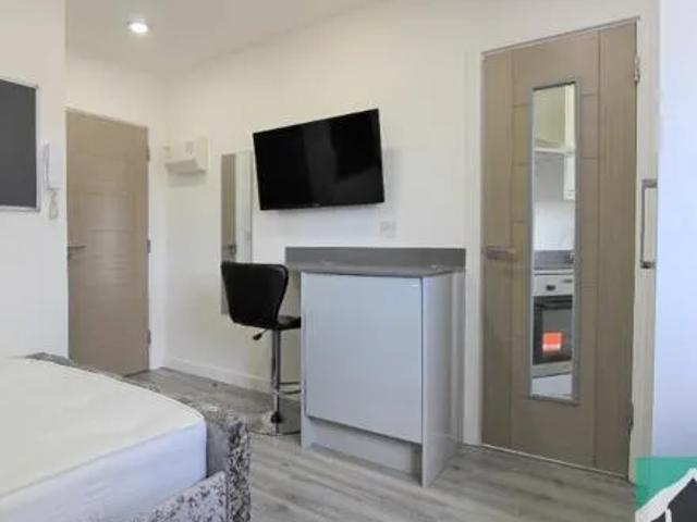 Bristol Road, Birmingham, West Midlands, B29 | 1 bed apartment for rent #165886107 | Rentberry