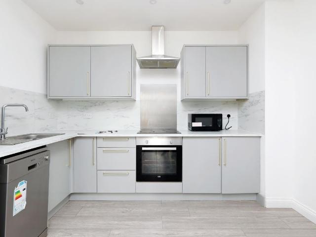 Bristol Road, Brighton BN2, 4 bed shared accommodation to rent, £2,600 pcm | PrimeLocation