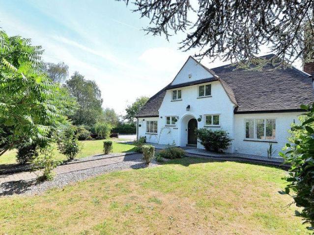 Bristol Road, Edgbaston, Birmingham. 6 bed detached house to rent £3,250 pcm £750 pw