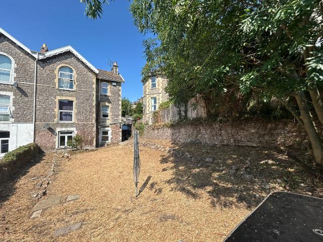 Bristol Road Lower, Weston Super Mare BS23, 2 bed flat to rent, £895 pcm | PrimeLocation